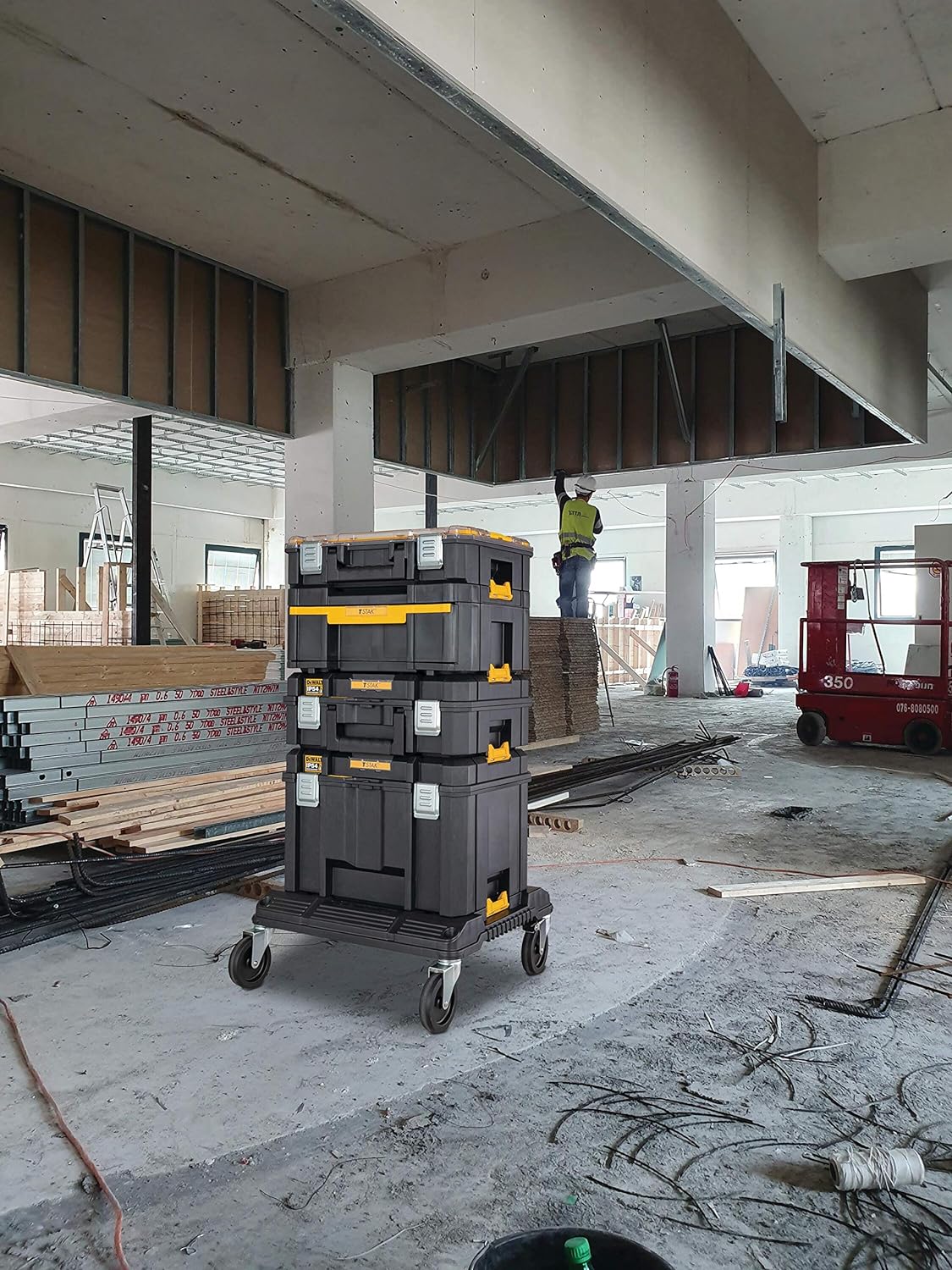 DeWalt DWST83346-1 TSTAK Deep Box and Removable Tray Compartment IP54 ...