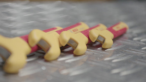 Bosch Professional 4pcs VDE Spanner Wrench Set (1600A02NE8) – GIGATOOLS Industrial Center