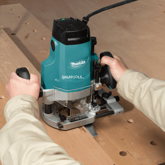 Makita M3602B (½") 12mm Heavy Duty Plunge Router with Soft Start ( 165 ...